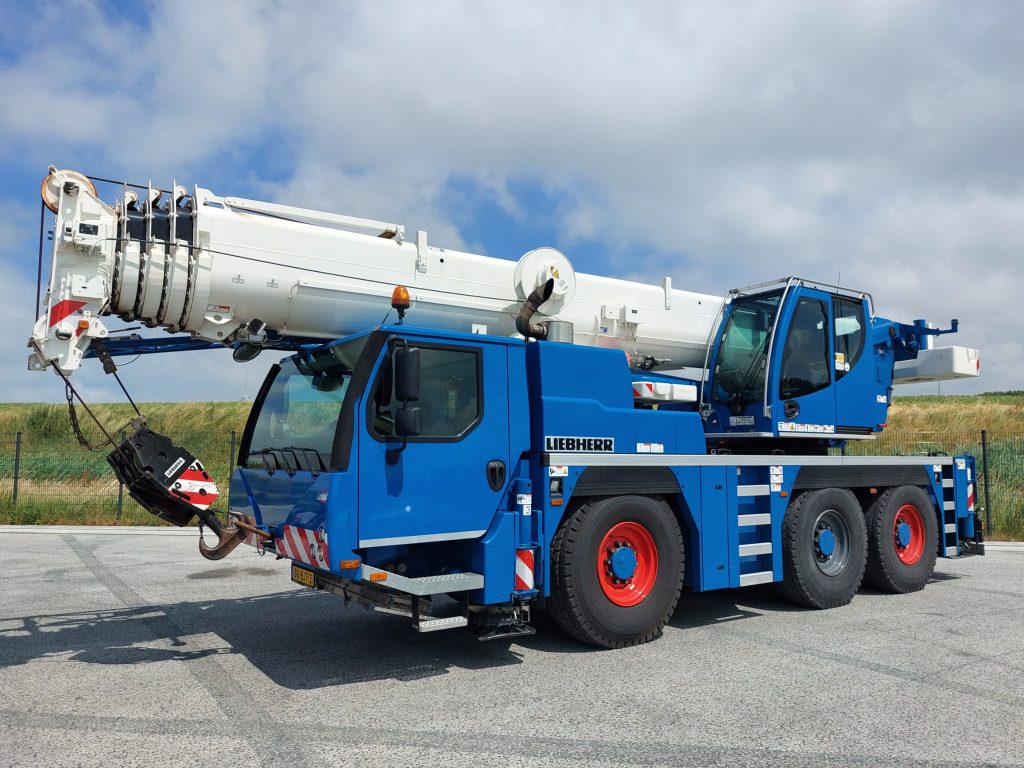 LIEBHERR LTM1055-3.2 55 Ton - Heavy Lift Europe BV