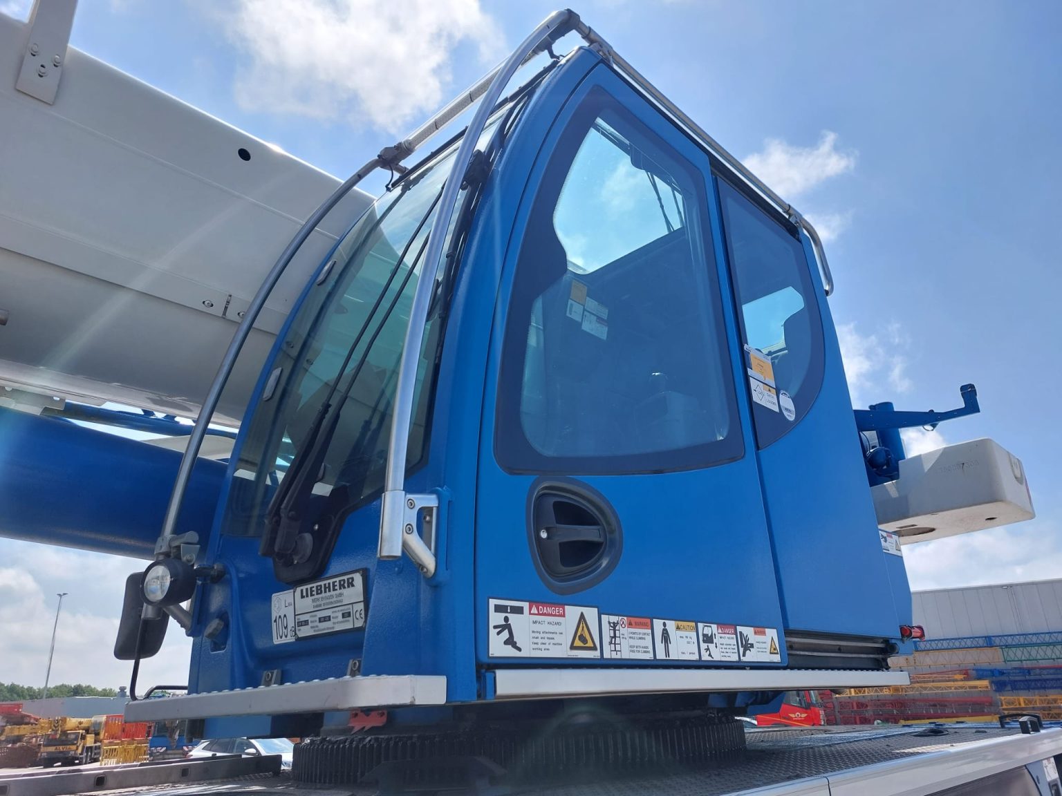 LIEBHERR LTM1055-3.2 55 Ton - Heavy Lift Europe BV