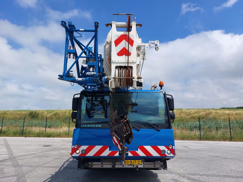 LIEBHERR LTM1055-3.2 55 Ton - Heavy Lift Europe BV